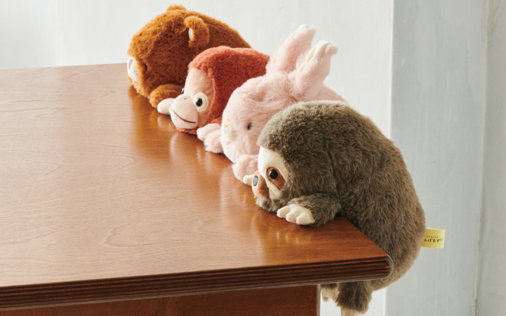 Posture Pal (L) Rabbit / Bear / Sloth / Orangutan | Sonny Angel Store ...